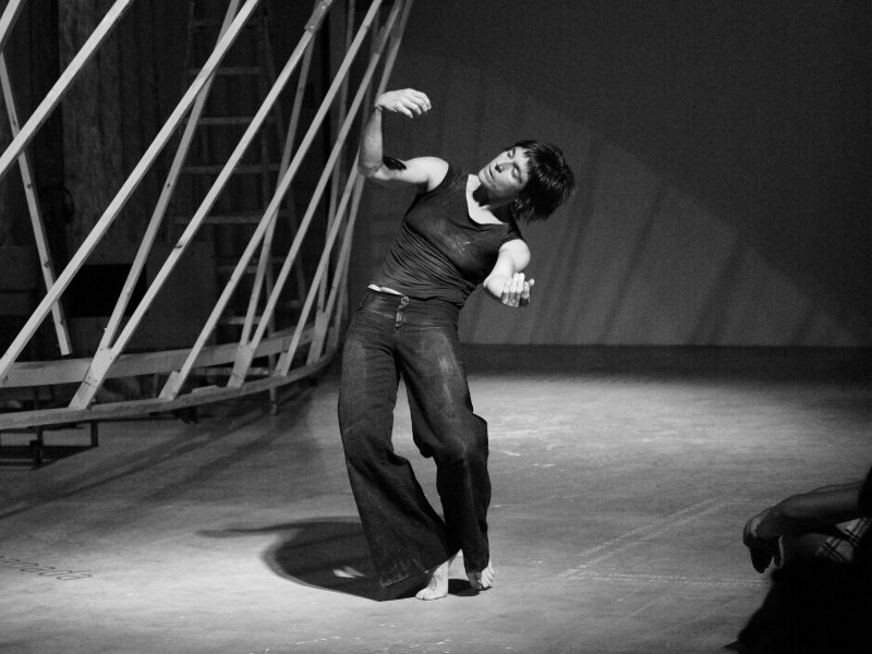 María Muñoz - Mal Pelo